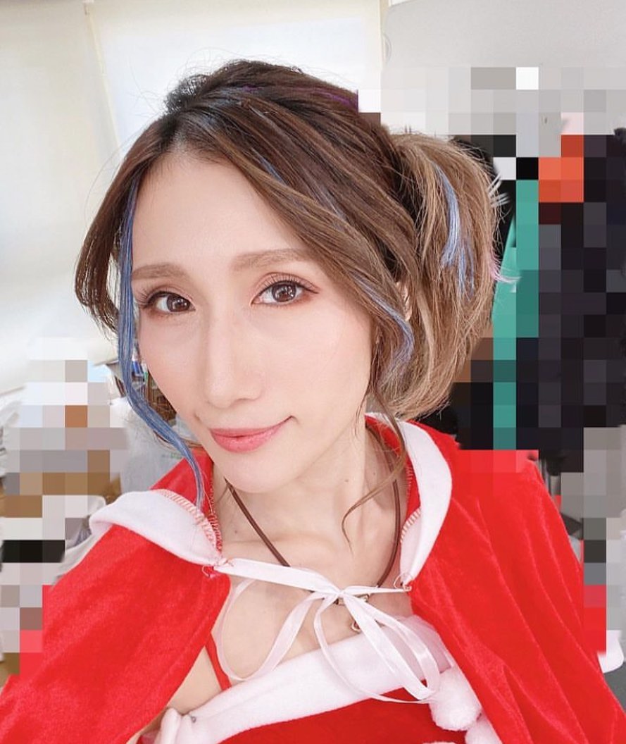 Julia Boin Bio, Age, Career, Net Worth, Height, Boyfriend & More